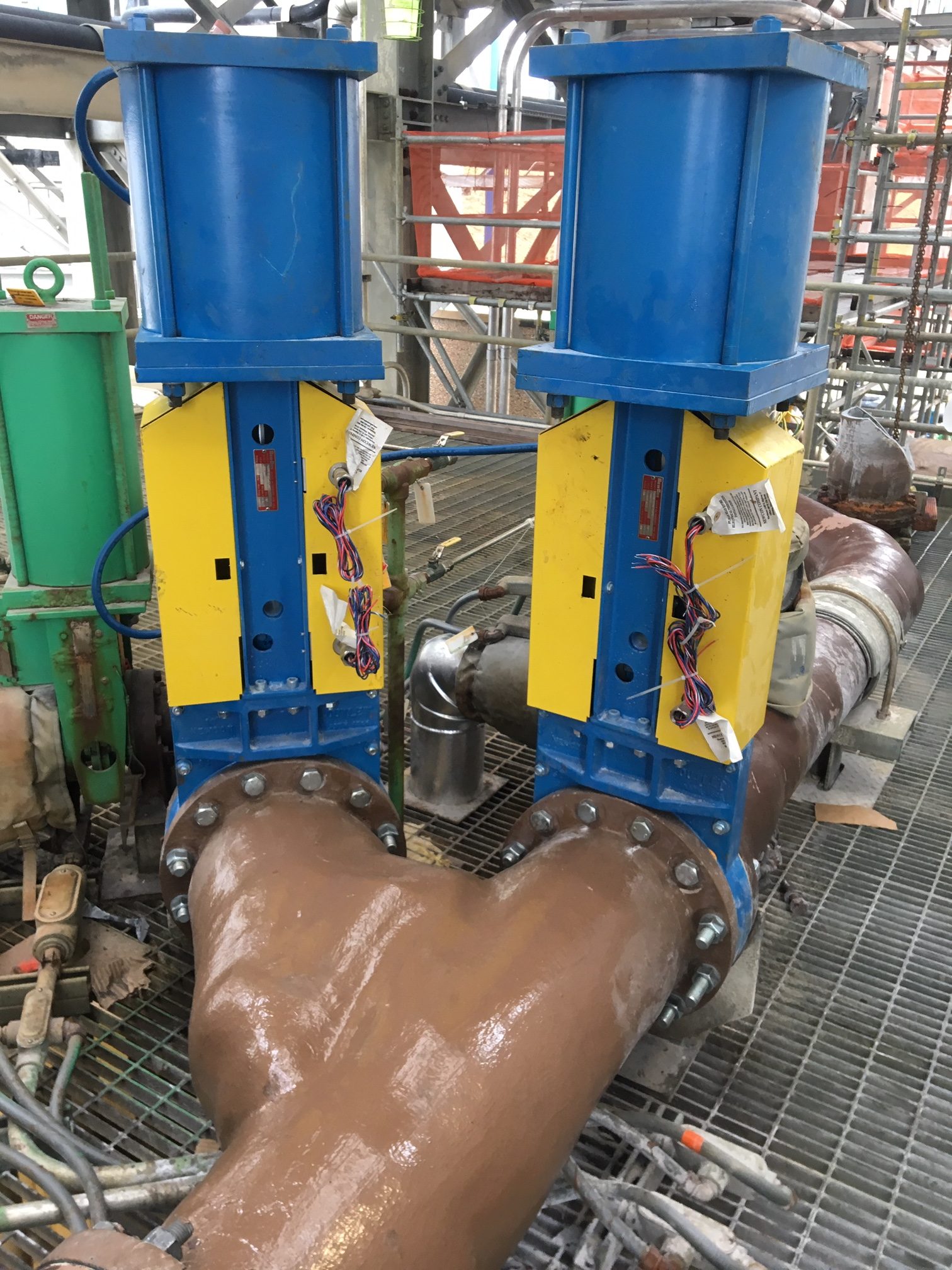 Zero leakage to atmosphere creates a clean and safe work environment ...